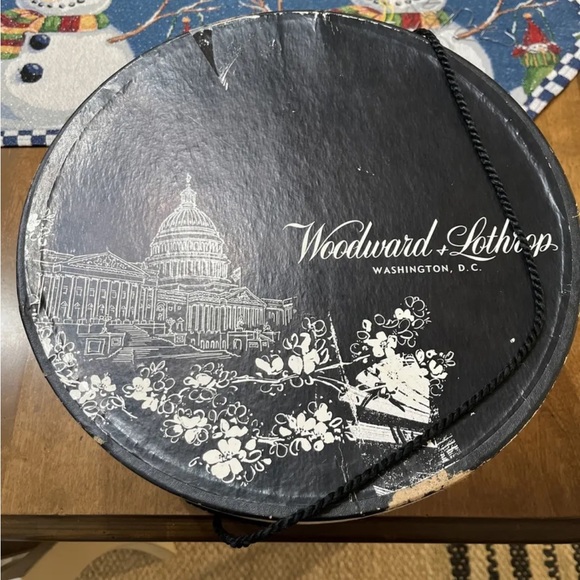 Accessories | Vintage Woodward Lothrop Hat And Hatbox Washington Dc ...